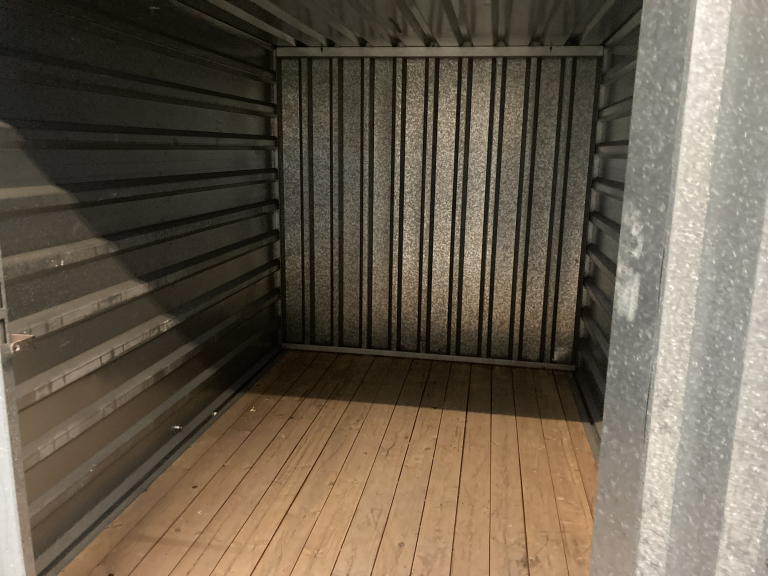 TE KOOP: METALEN CONTAINERS - VIO